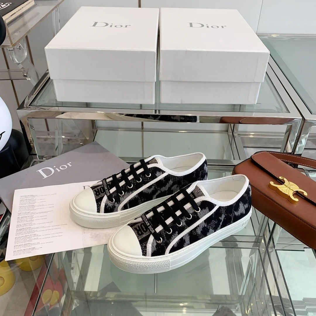 Official Christian Dior Flat Shoes