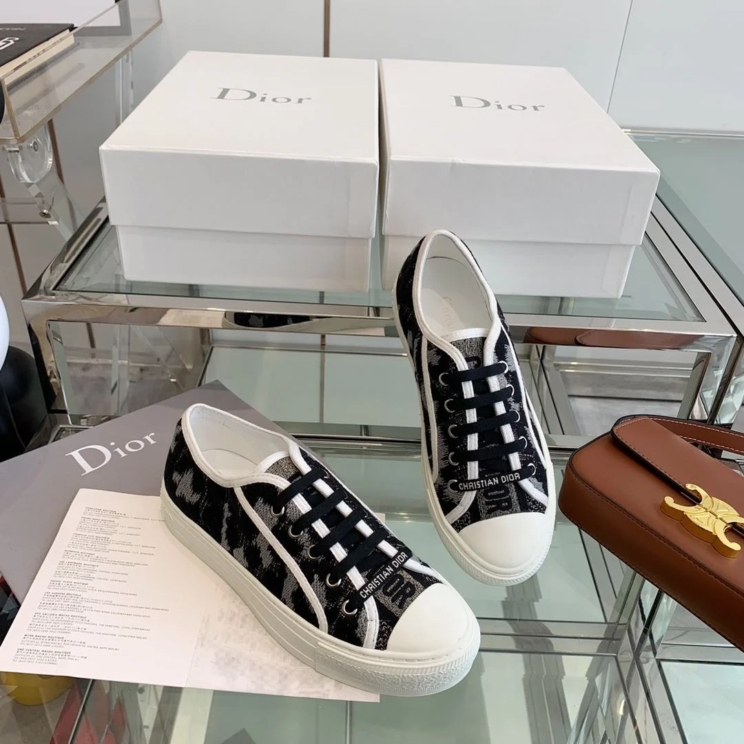 Official Christian Dior Flat Shoes