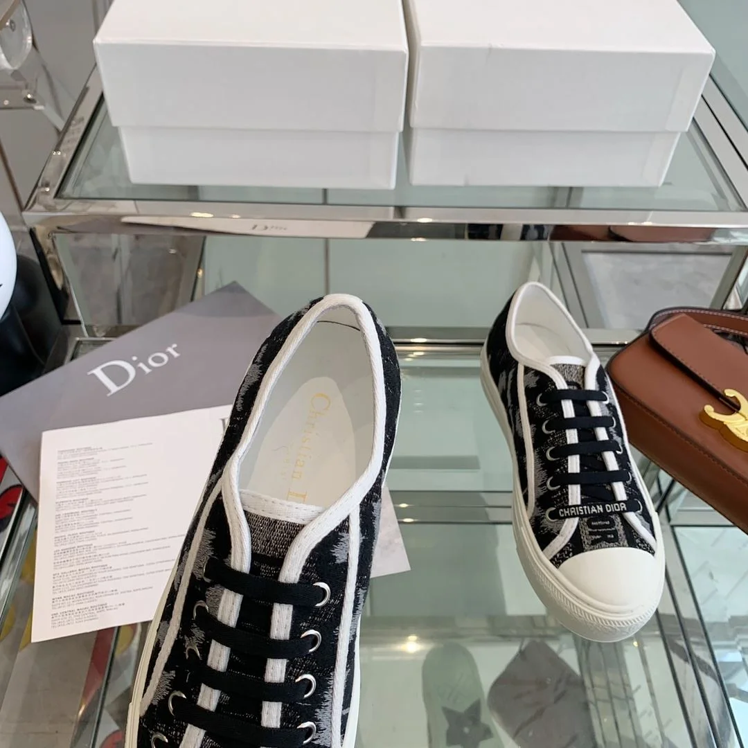 Official Christian Dior Flat Shoes