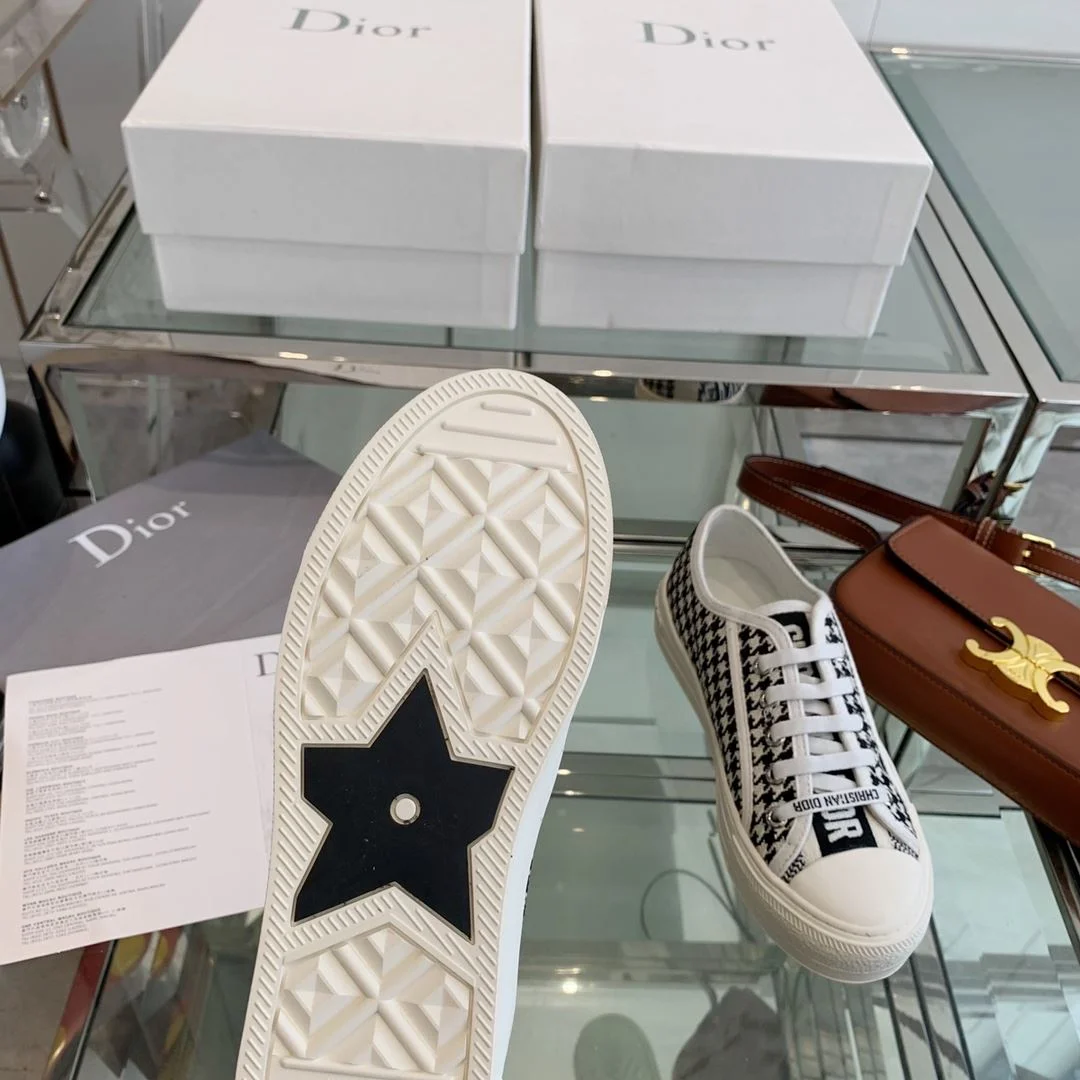 Reasonably priced Christian Dior Flat Shoes