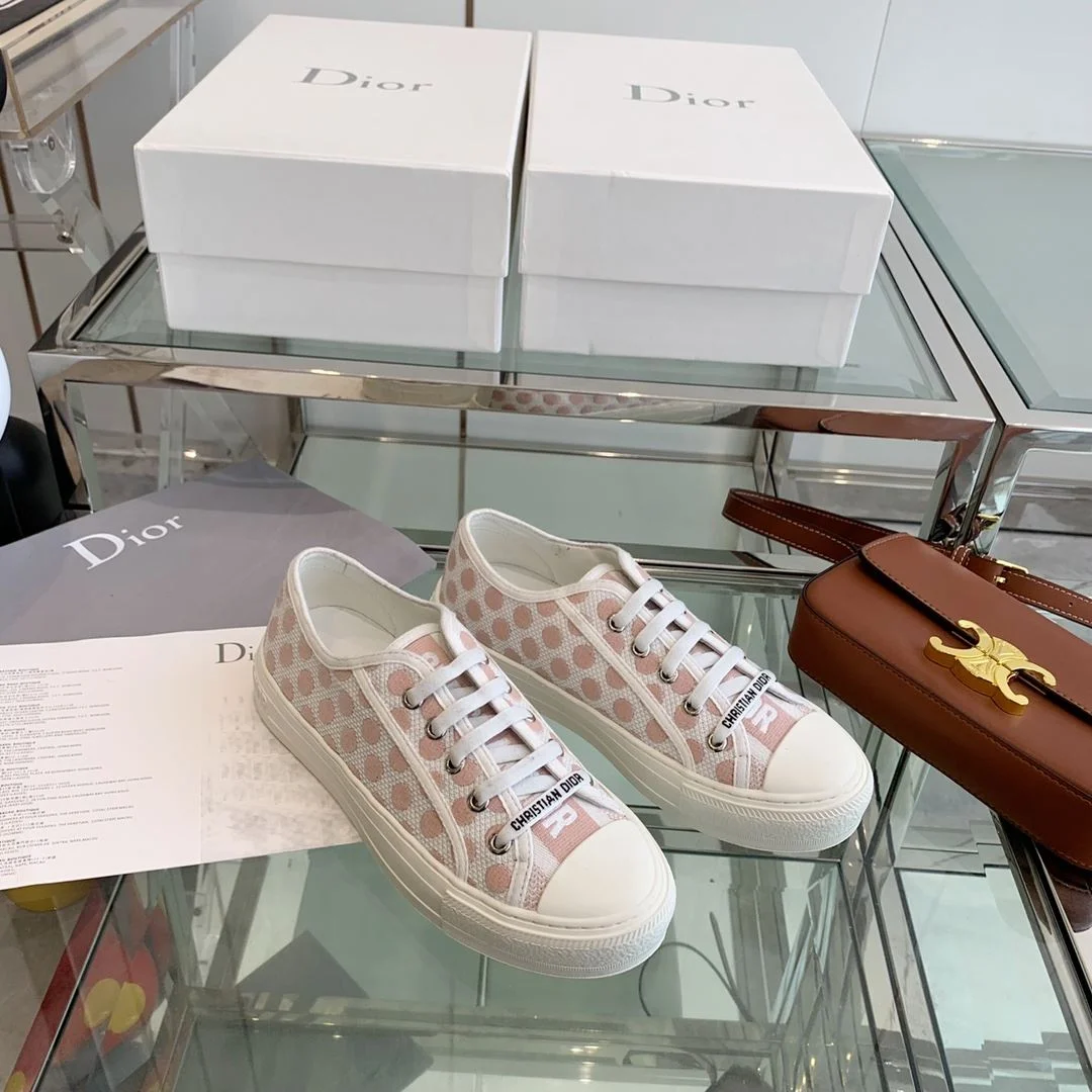Low-cost Christian Dior Flat Shoes