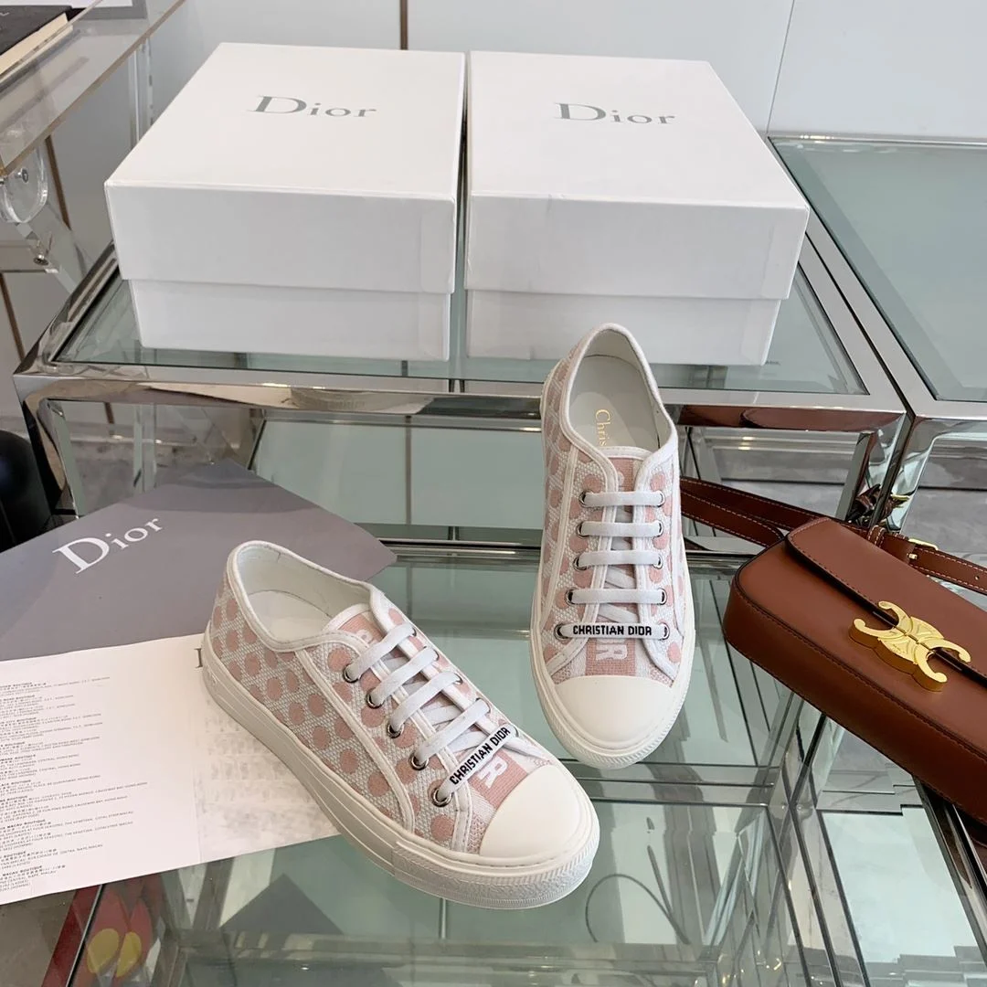 Low-cost Christian Dior Flat Shoes