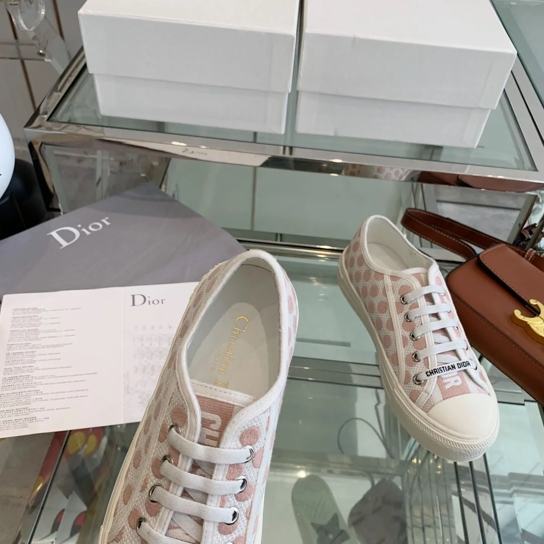 Low-cost Christian Dior Flat Shoes