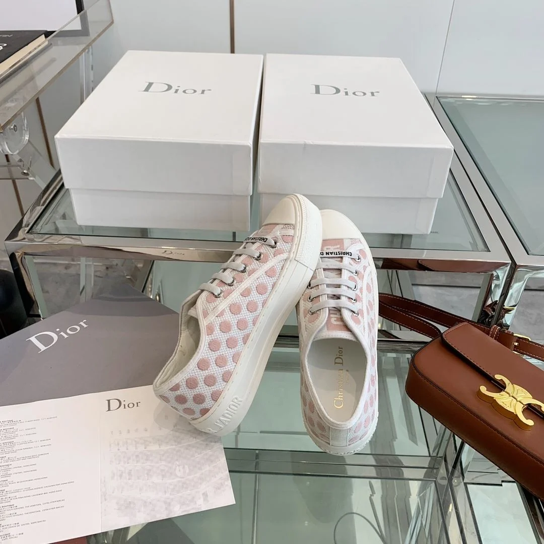 Low-cost Christian Dior Flat Shoes