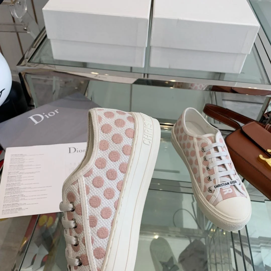 Low-cost Christian Dior Flat Shoes