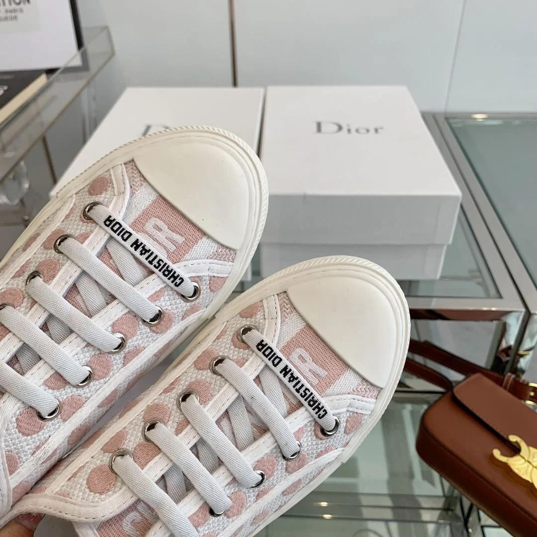 Low-cost Christian Dior Flat Shoes