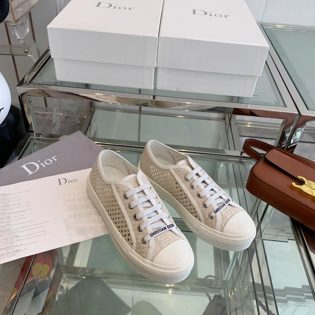 Legit Christian Dior Flat Shoes