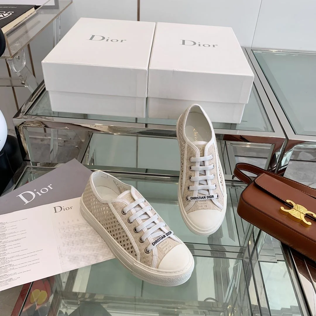 Legit Christian Dior Flat Shoes