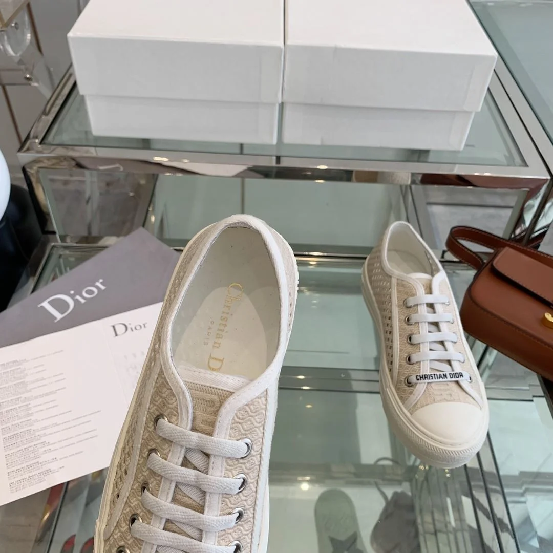 Legit Christian Dior Flat Shoes