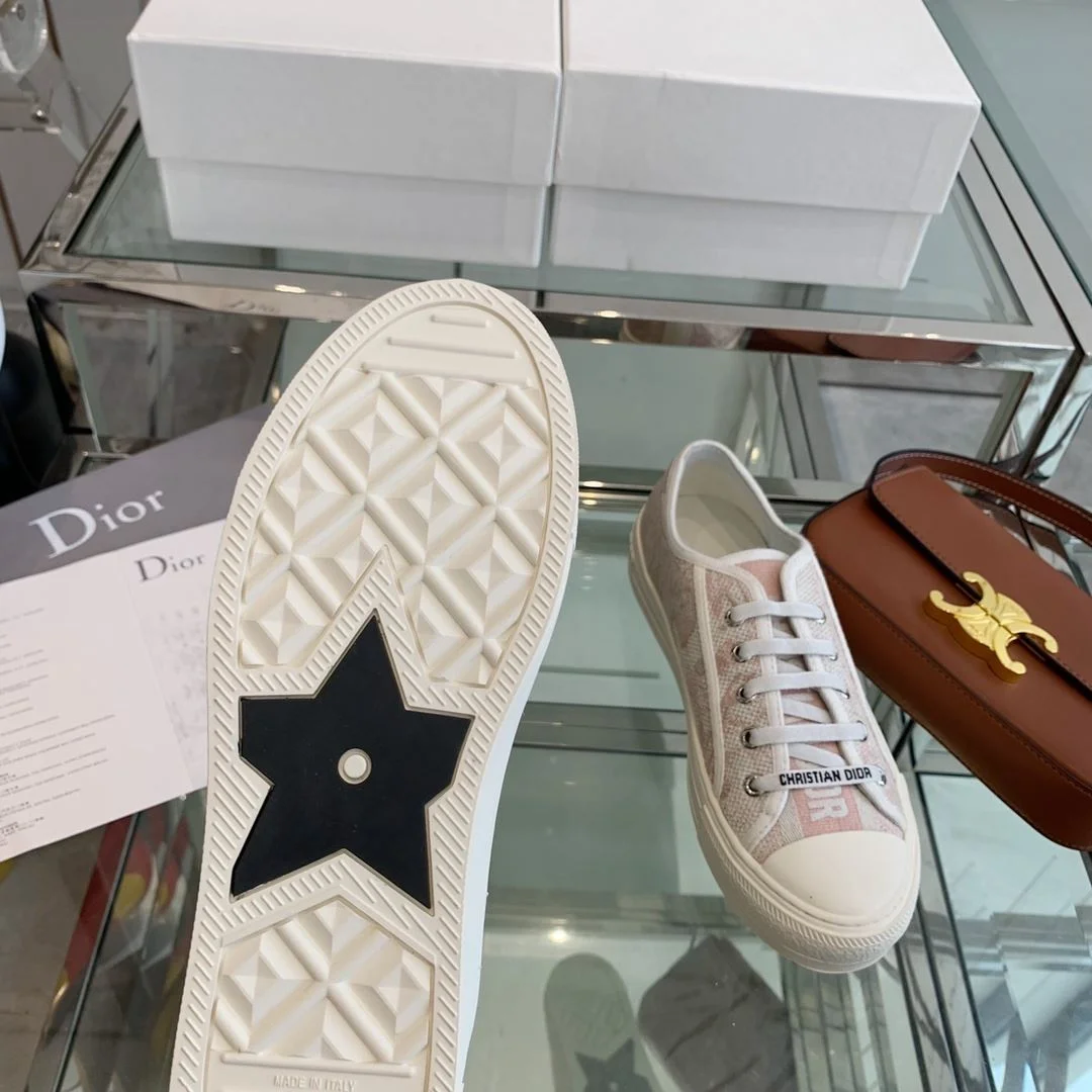 Economical Christian Dior Flat Shoes