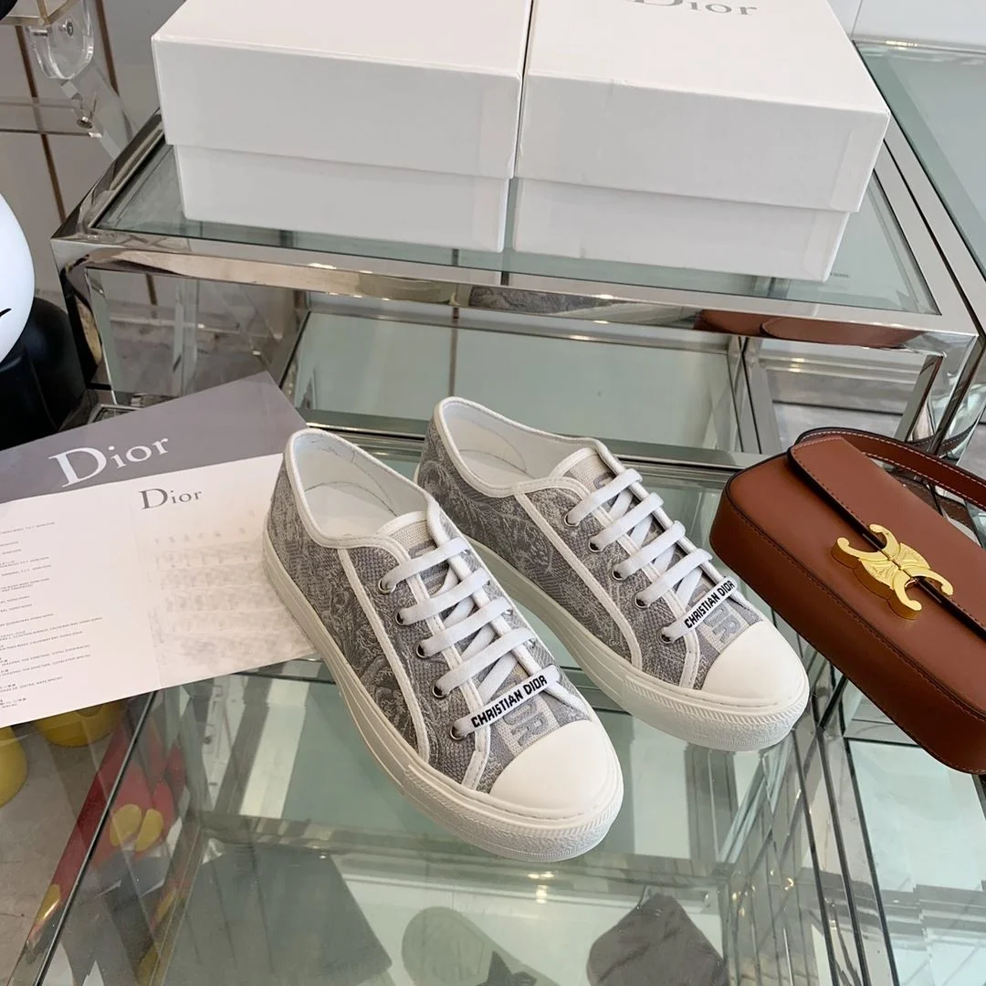 Top match Christian Dior Flat Shoes