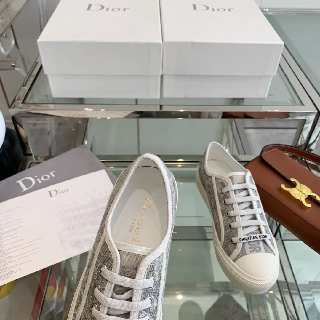 Top match Christian Dior Flat Shoes