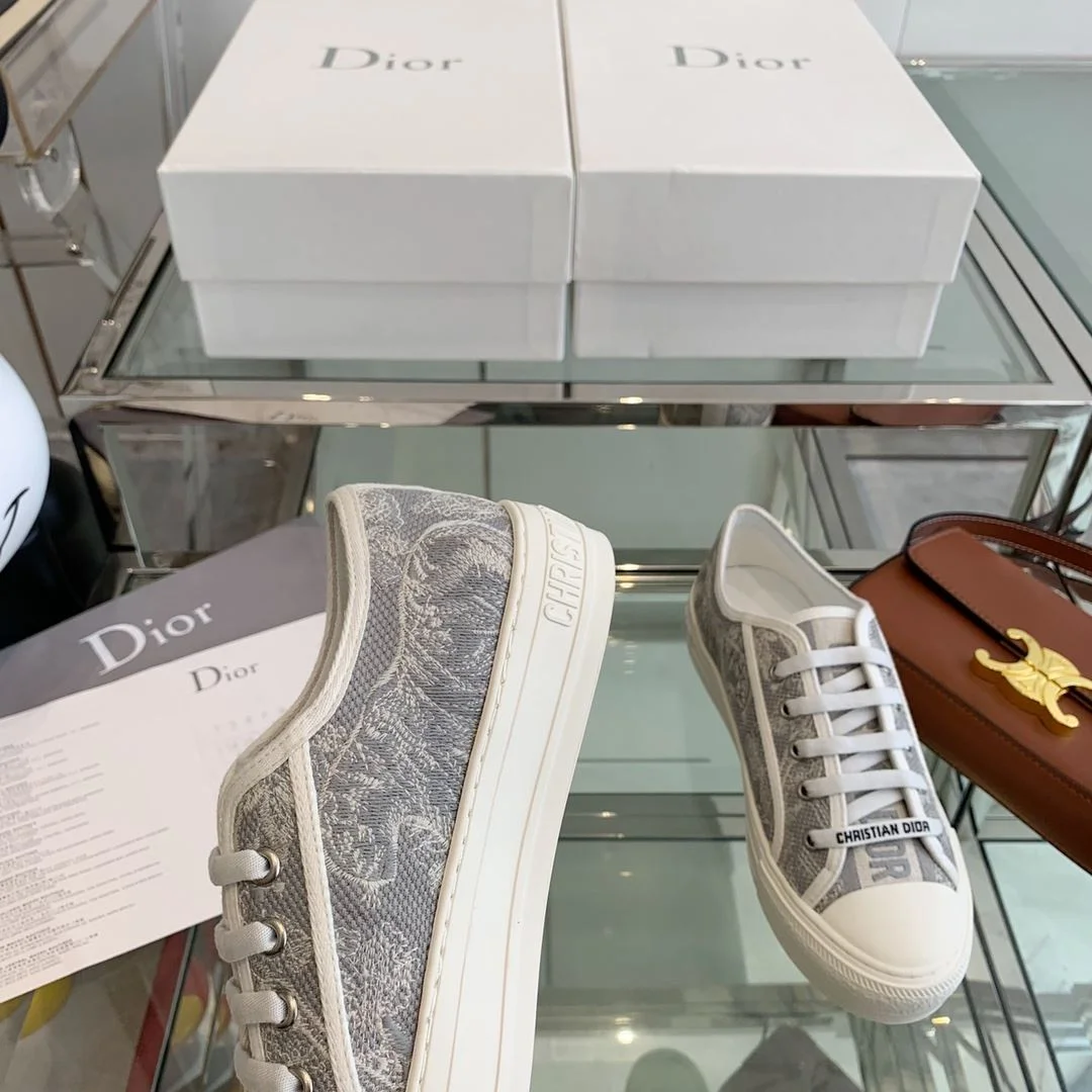 Top match Christian Dior Flat Shoes