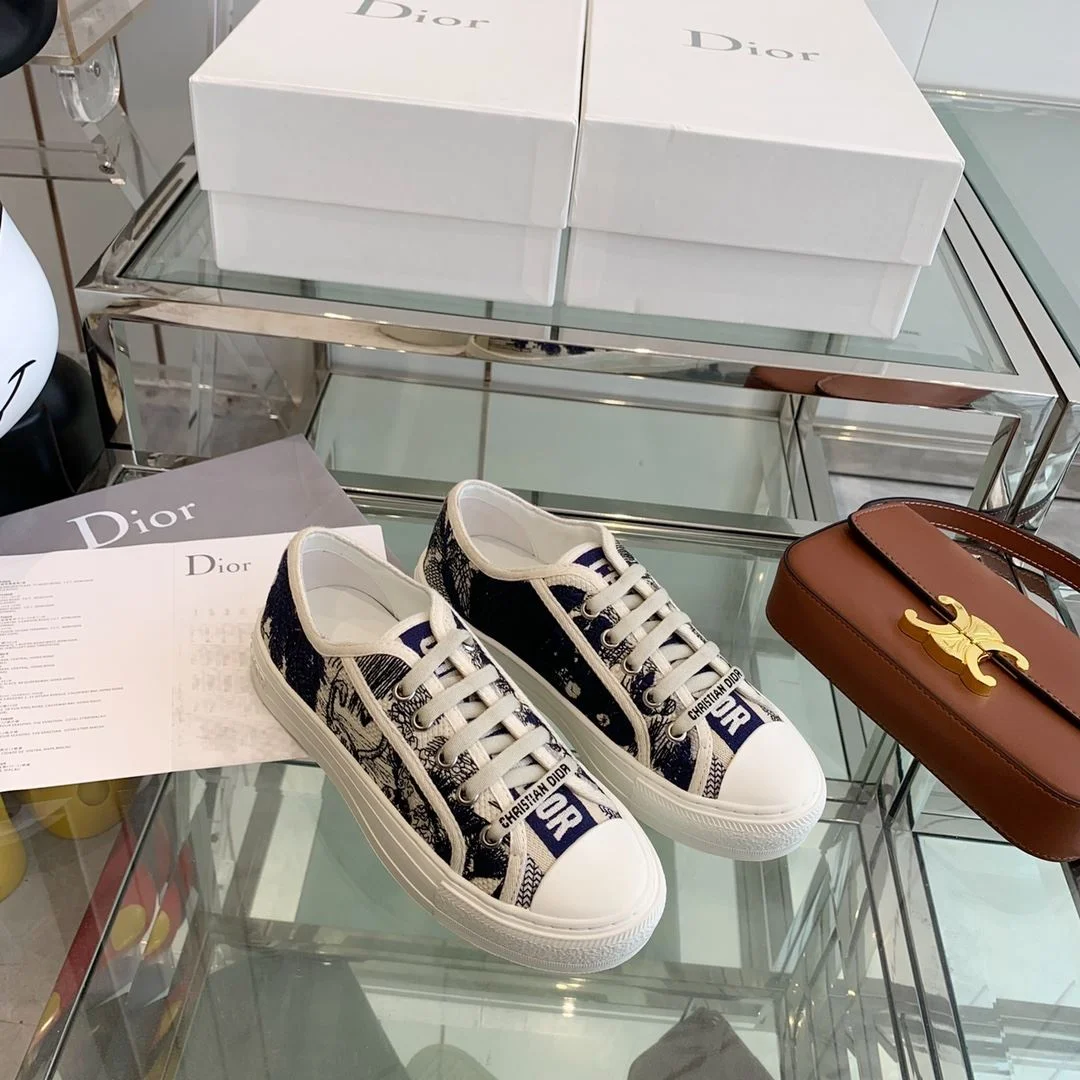 Cut-rate Christian Dior Flat Shoes