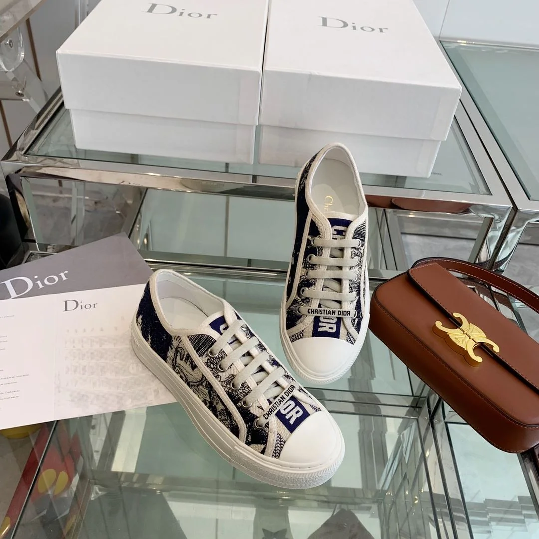 Cut-rate Christian Dior Flat Shoes