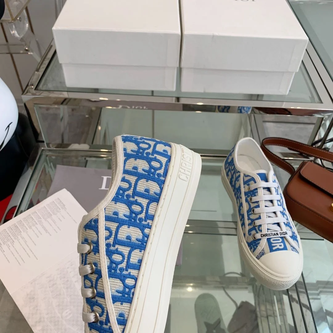 Factory-made Christian Dior Flat Shoes
