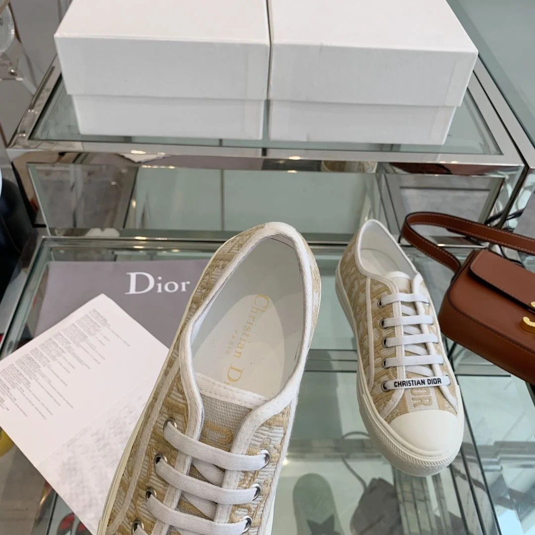 Top mirror Christian Dior Flat Shoes