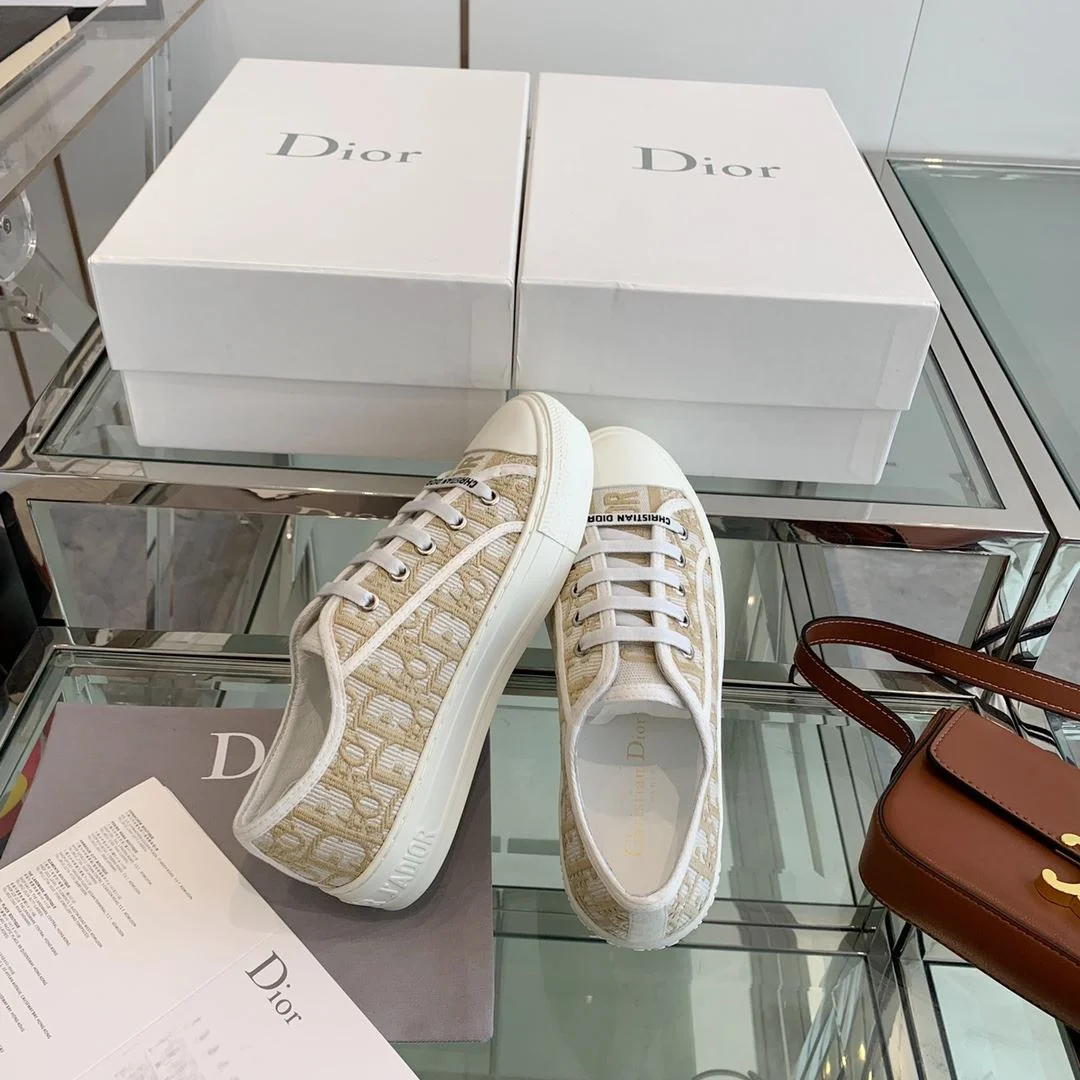 Top mirror Christian Dior Flat Shoes
