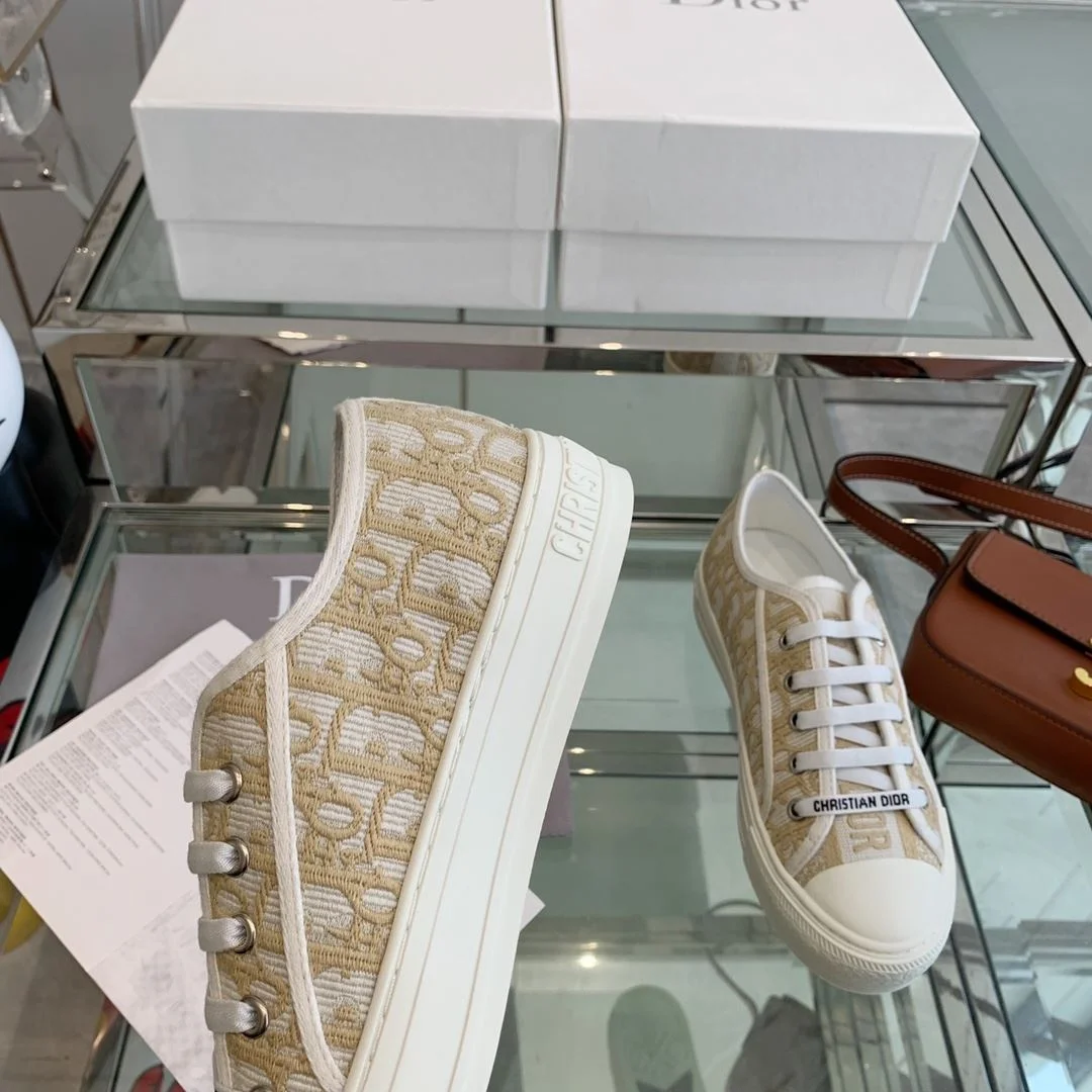 Top mirror Christian Dior Flat Shoes