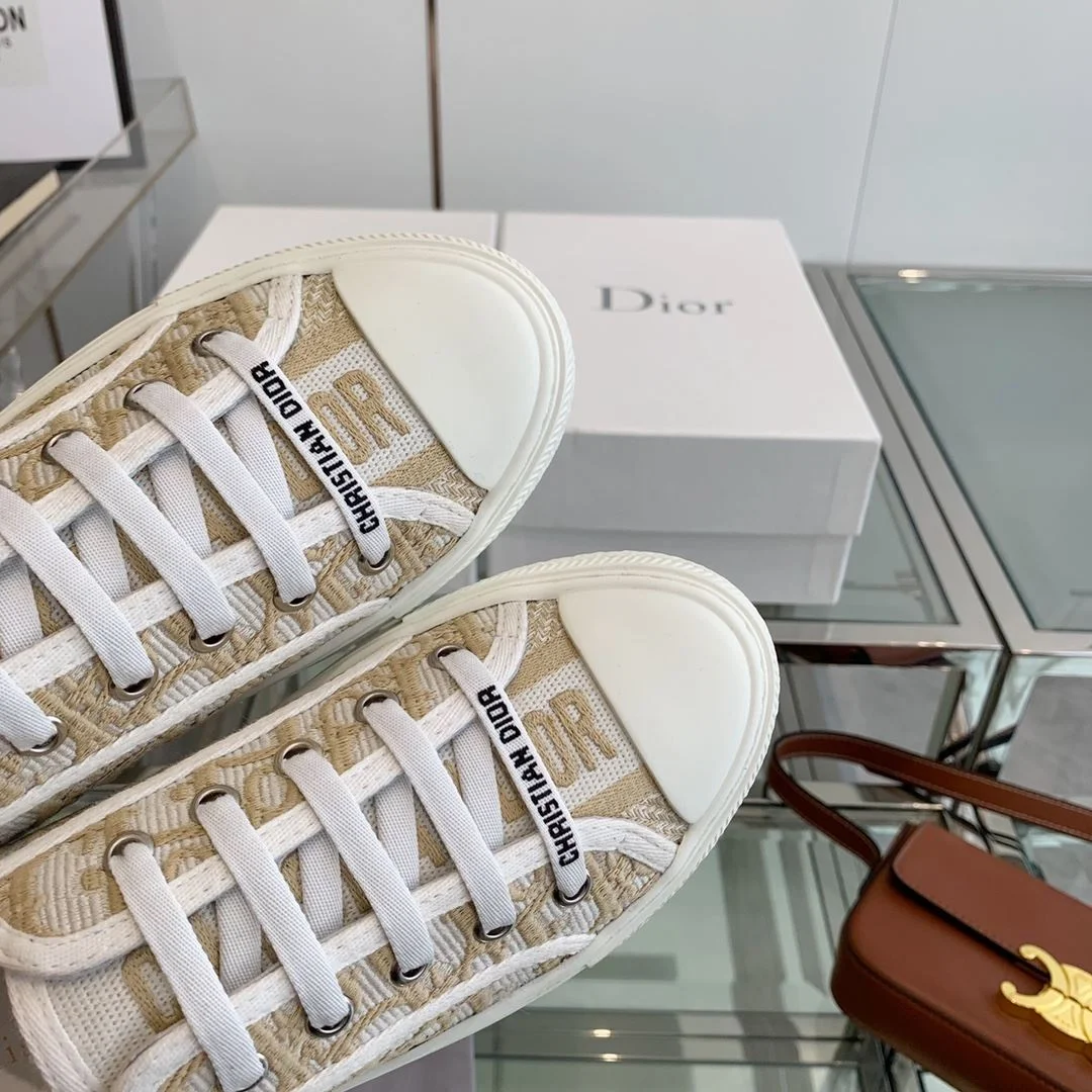 Top mirror Christian Dior Flat Shoes