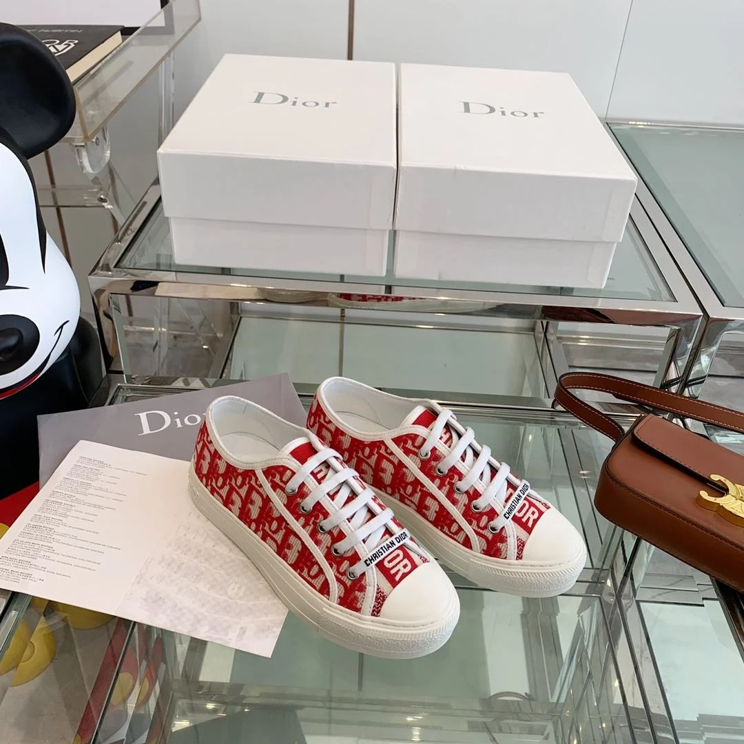 Legit Christian Dior Flat Shoes