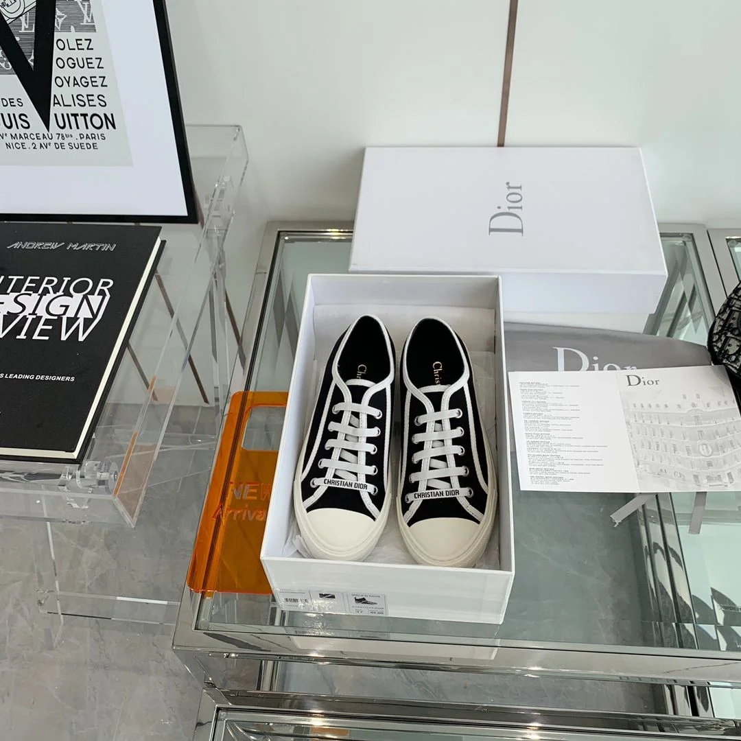 Christian Dior Flat Shoes