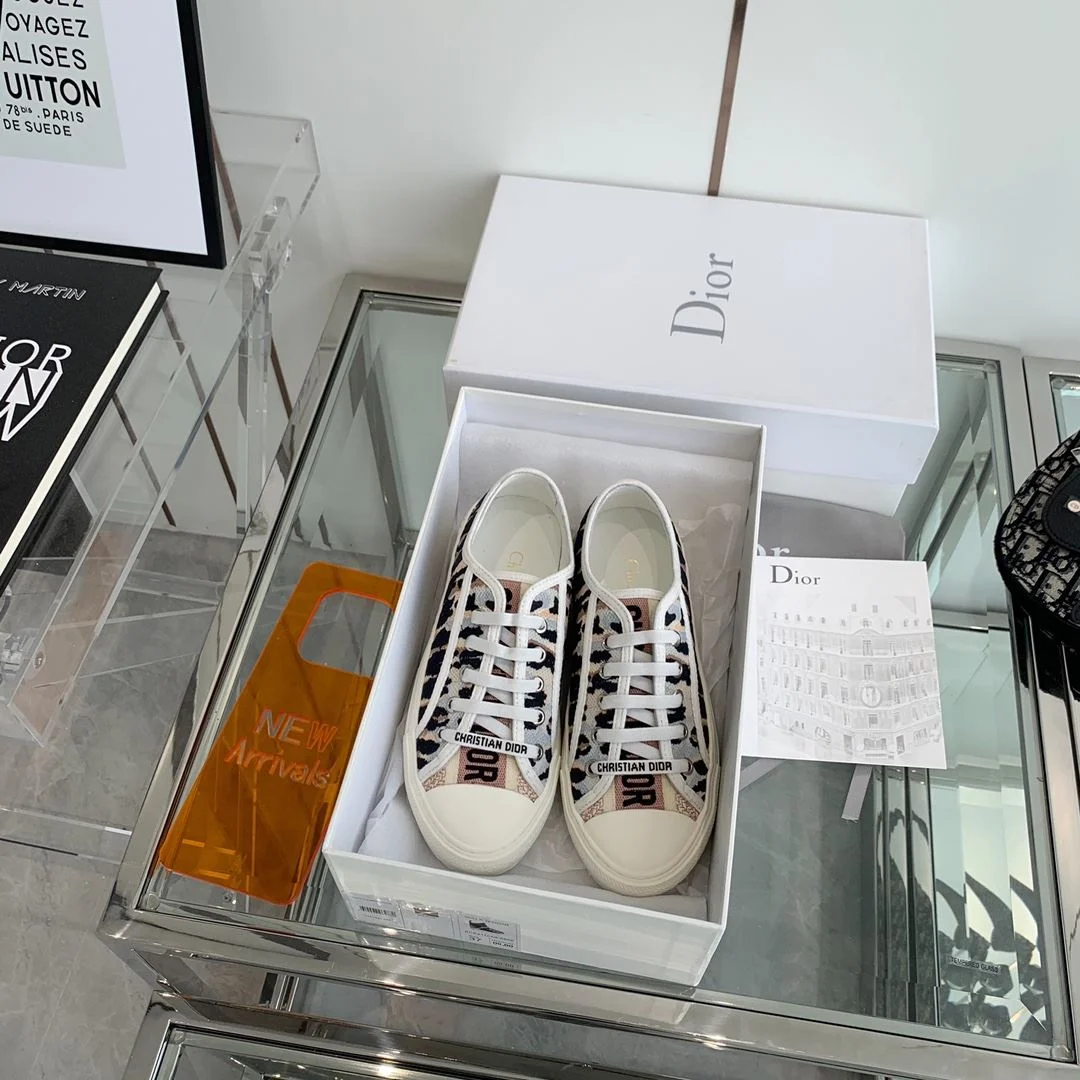Christian Dior Flat Shoes