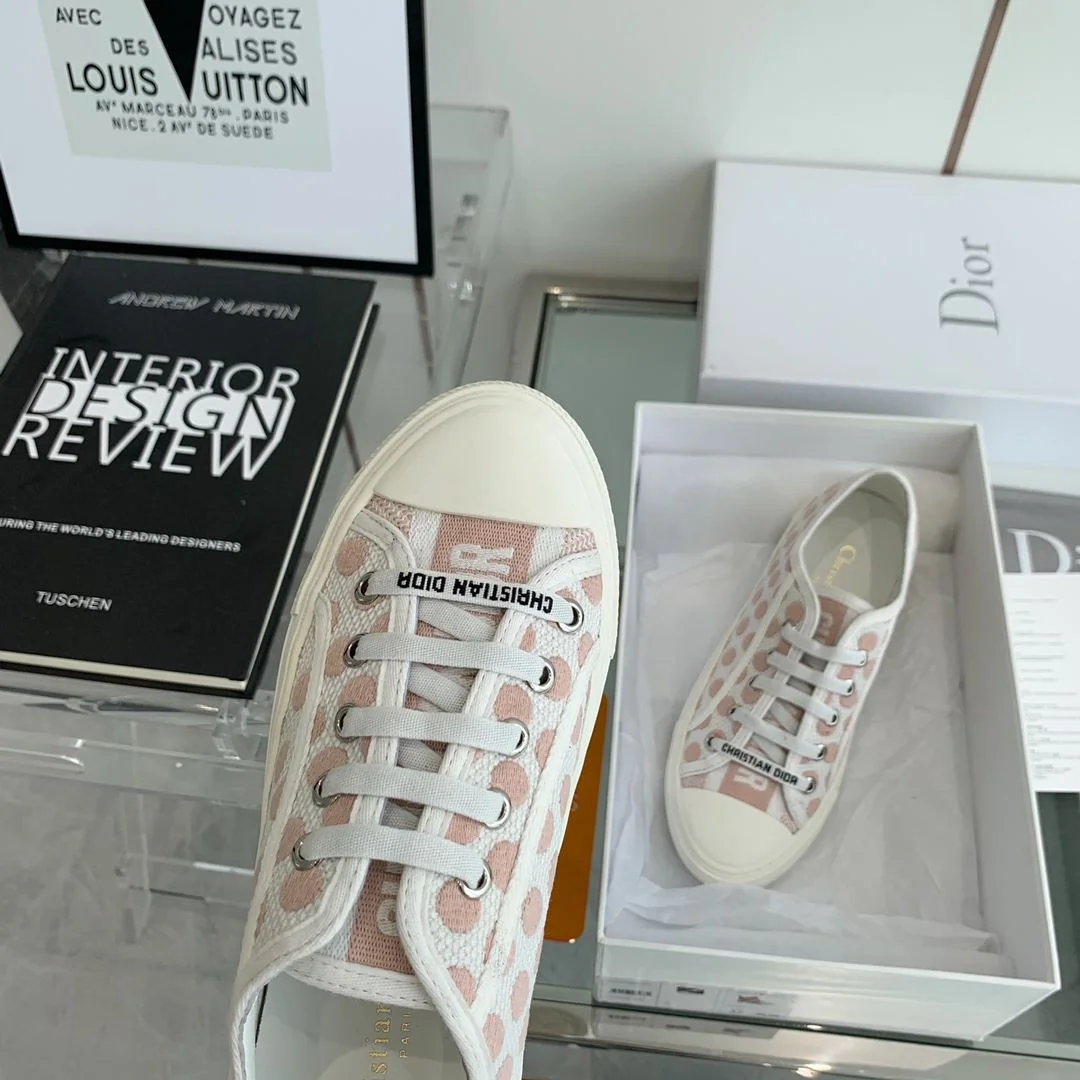 Value-priced Christian Dior Flat Shoes