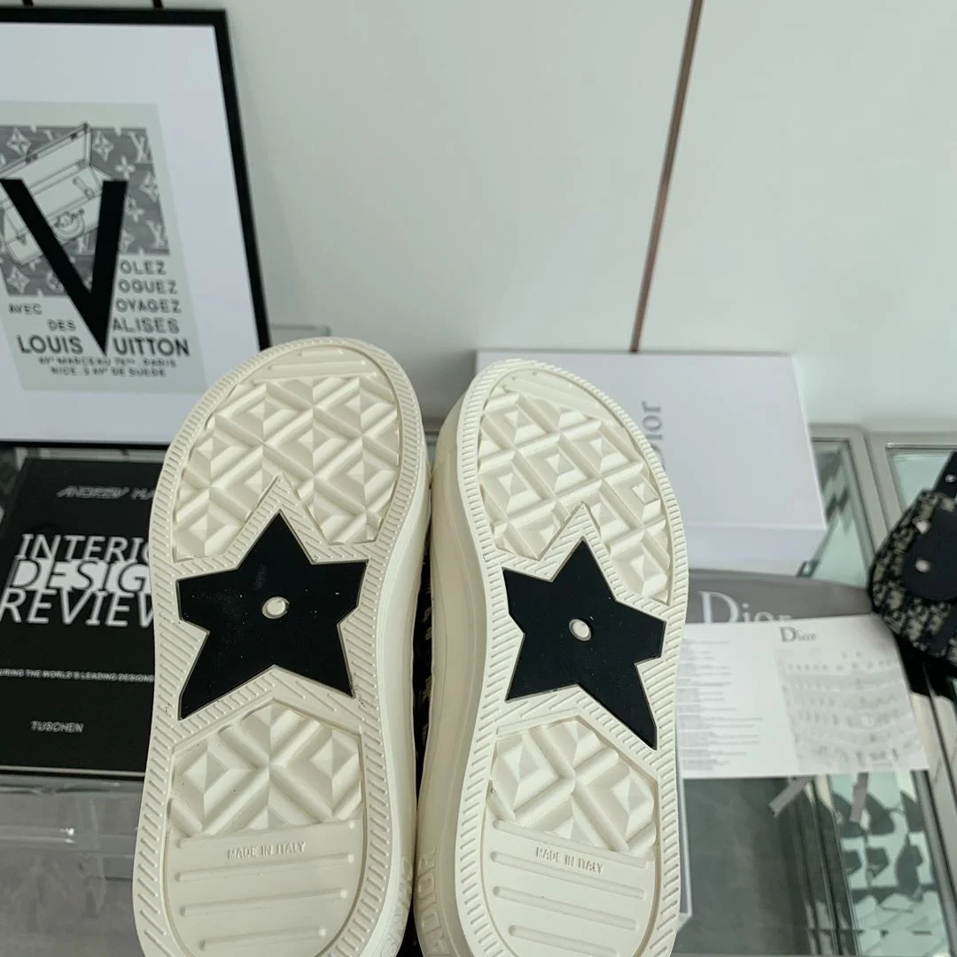 Reasonably priced Christian Dior Flat Shoes