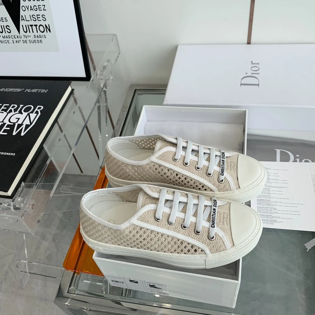 Cut-rate Christian Dior Flat Shoes