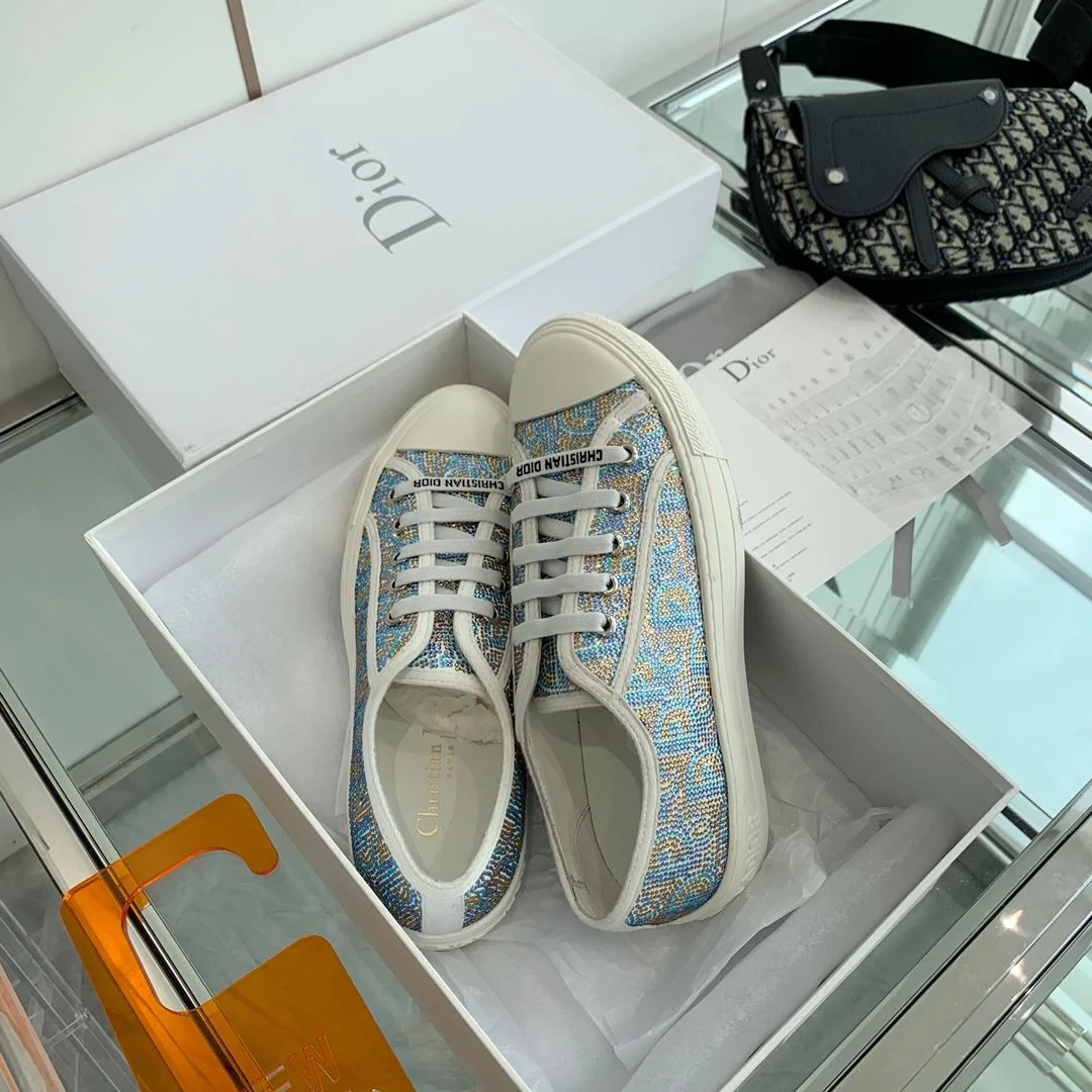 Inexpensive Christian Dior Flat Shoes