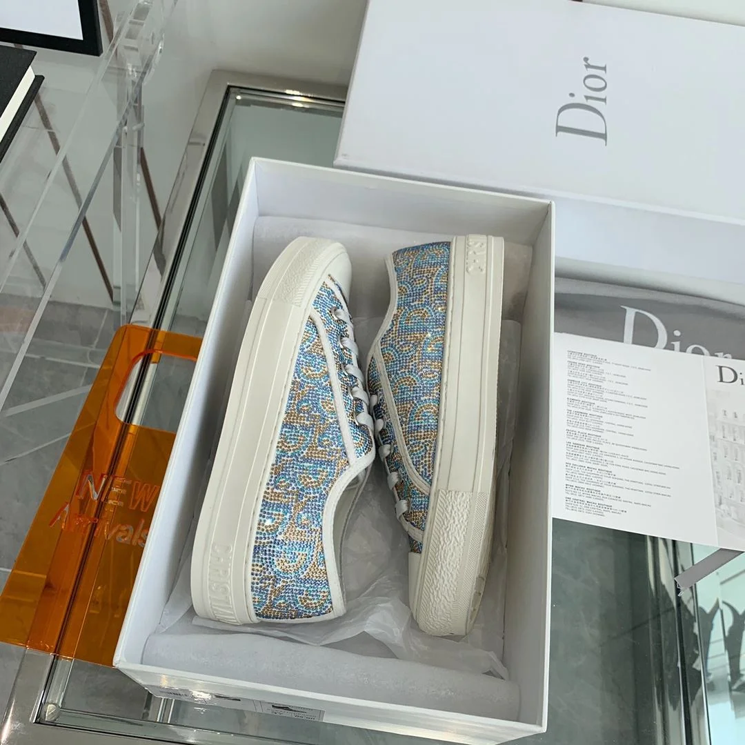 Inexpensive Christian Dior Flat Shoes