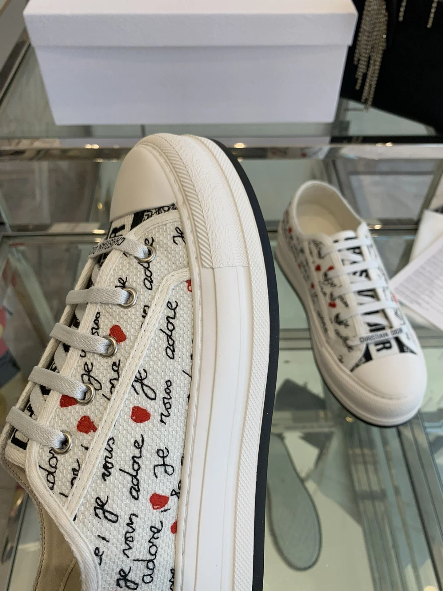 Factory-made Christian Dior Flat Shoes