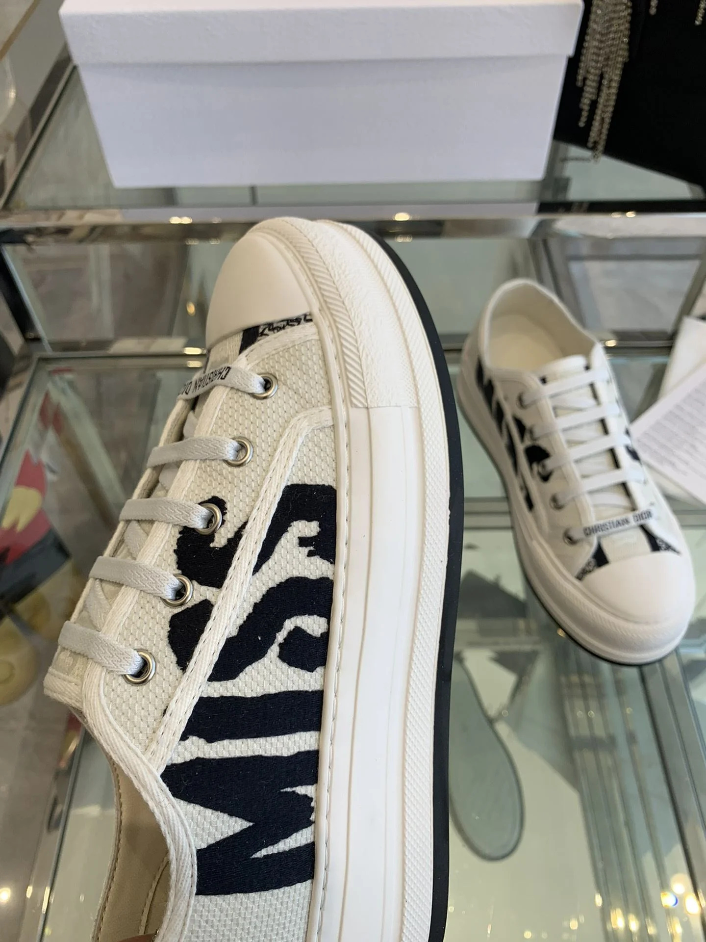Brand-original Christian Dior Flat Shoes