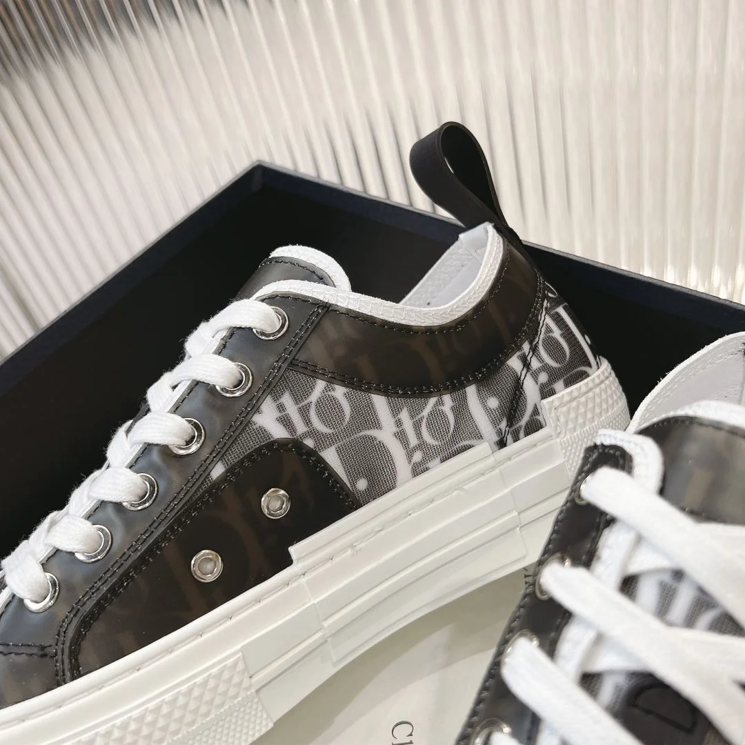 Official Christian Dior Flat Shoes