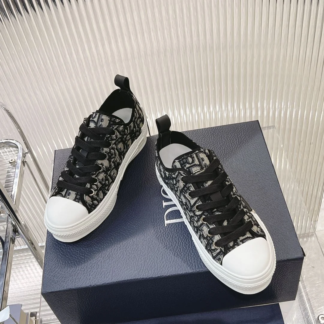 Exact replica Christian Dior Flat Shoes