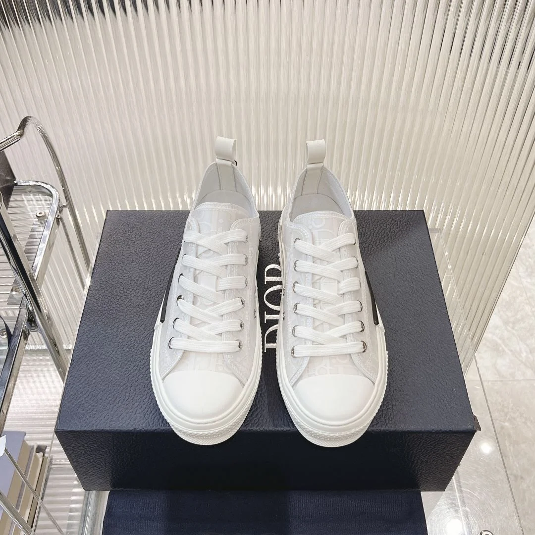 Christian Dior Flat Shoes