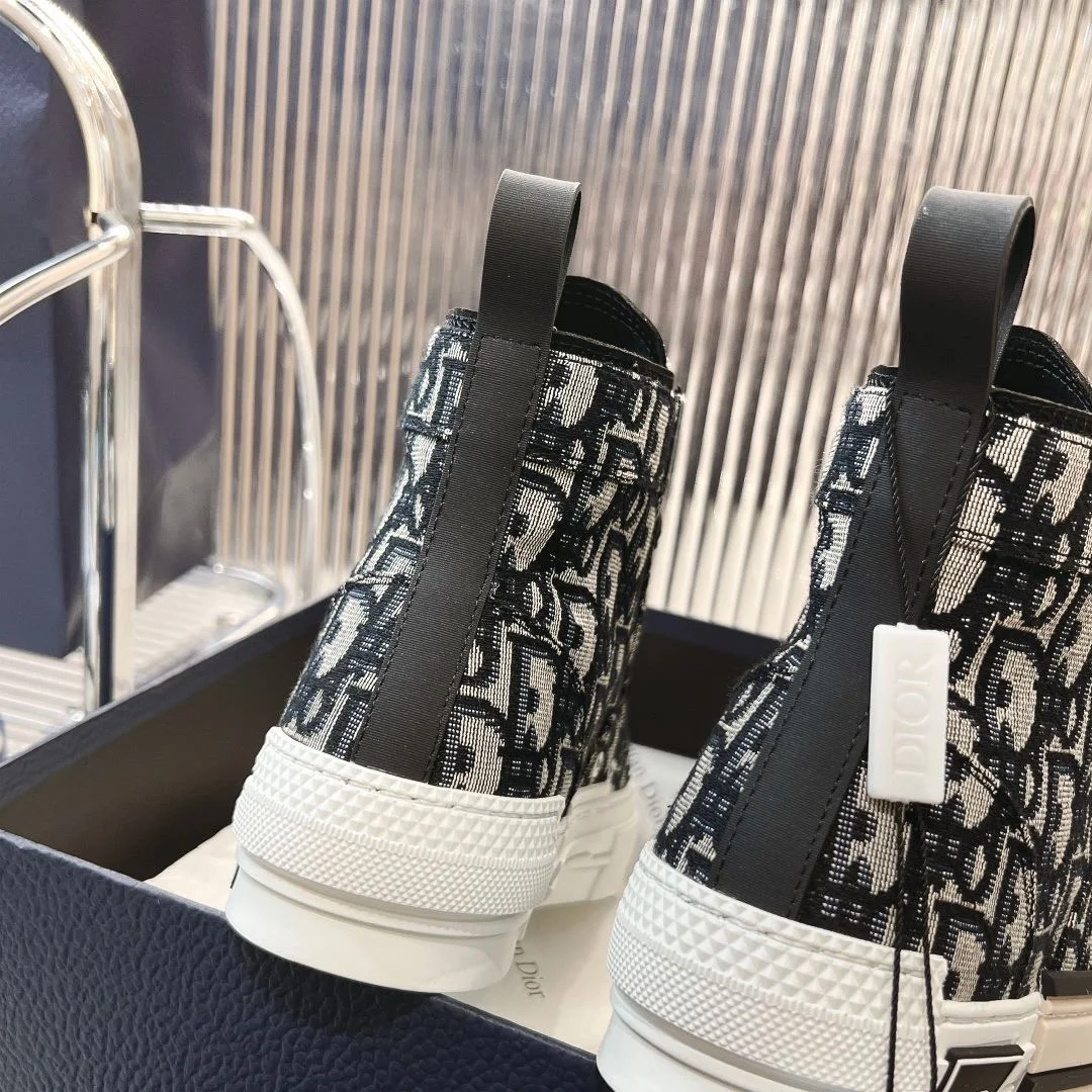 Economical Christian Dior Flat Shoes