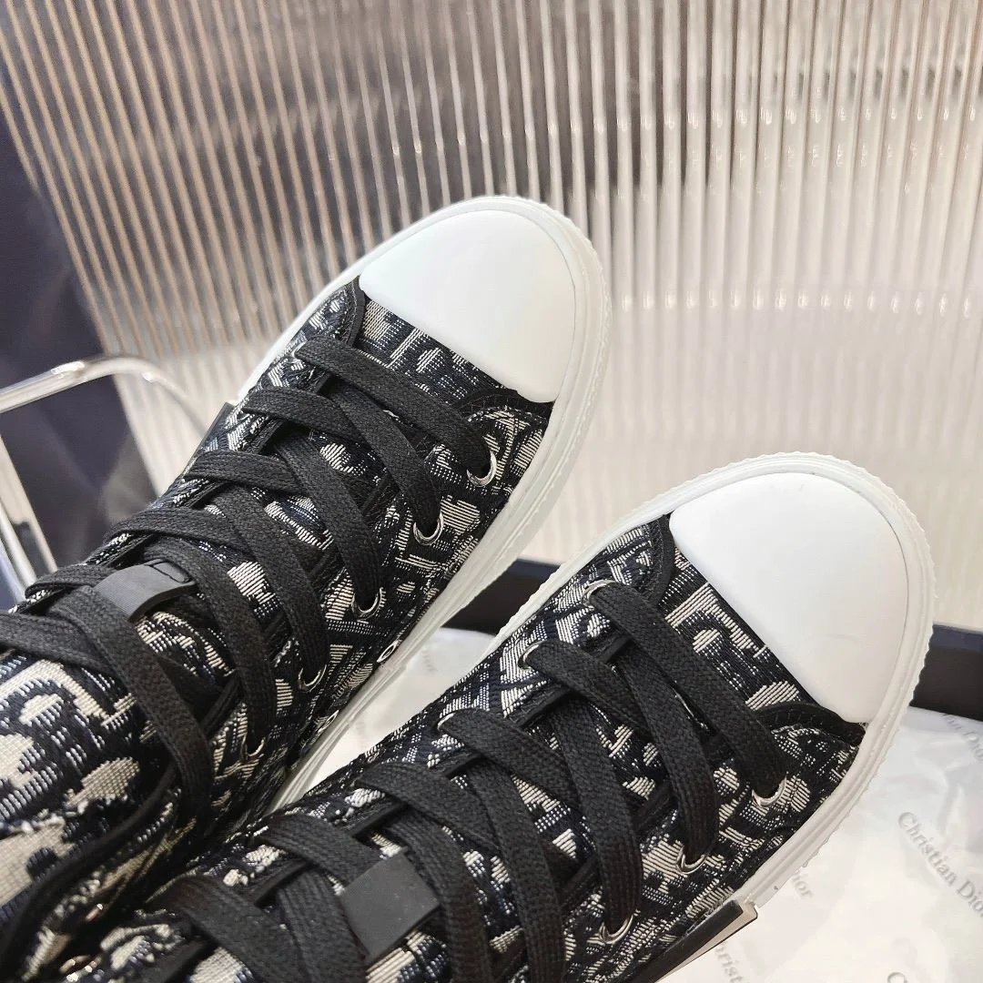 Economical Christian Dior Flat Shoes