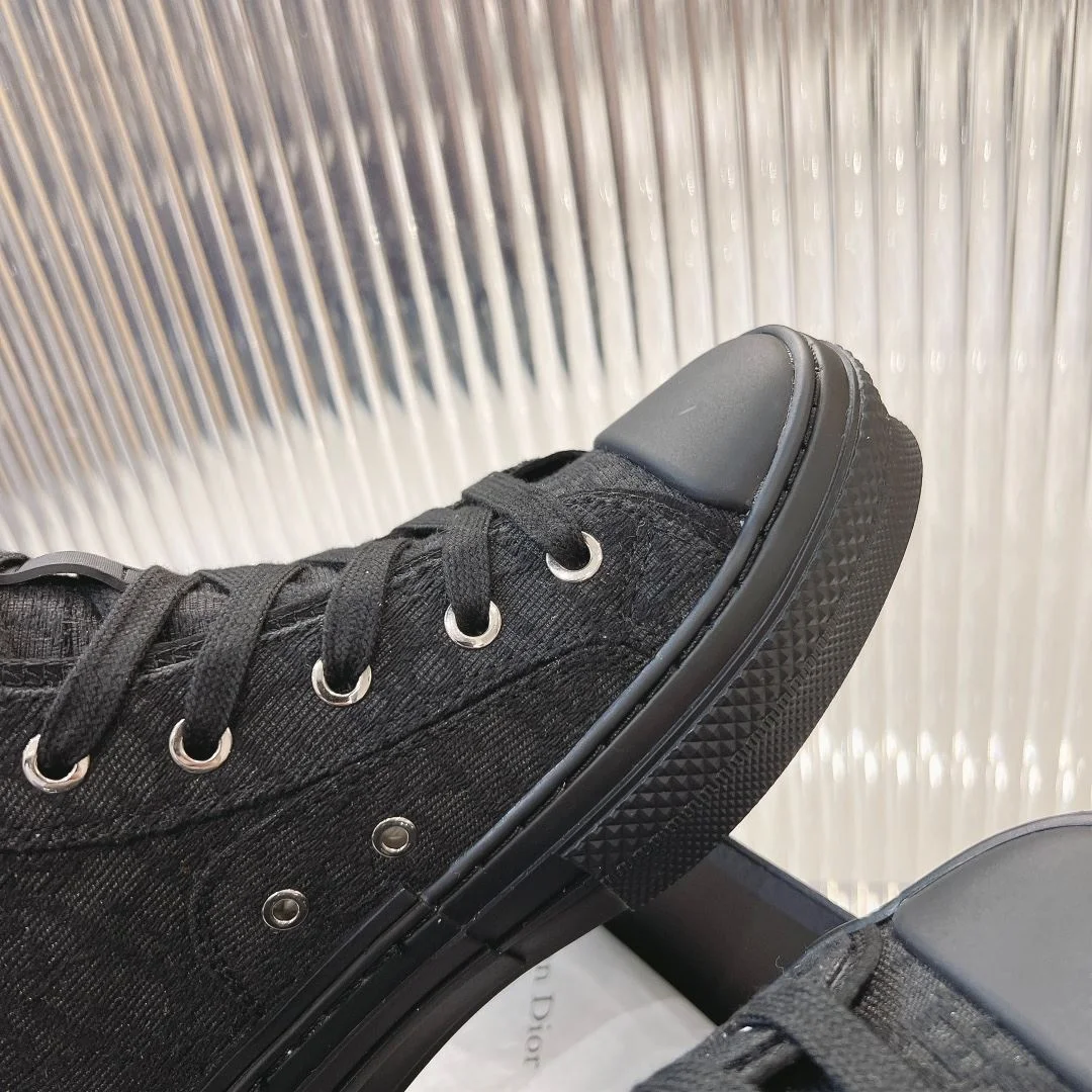 Discounted Christian Dior Flat Shoes