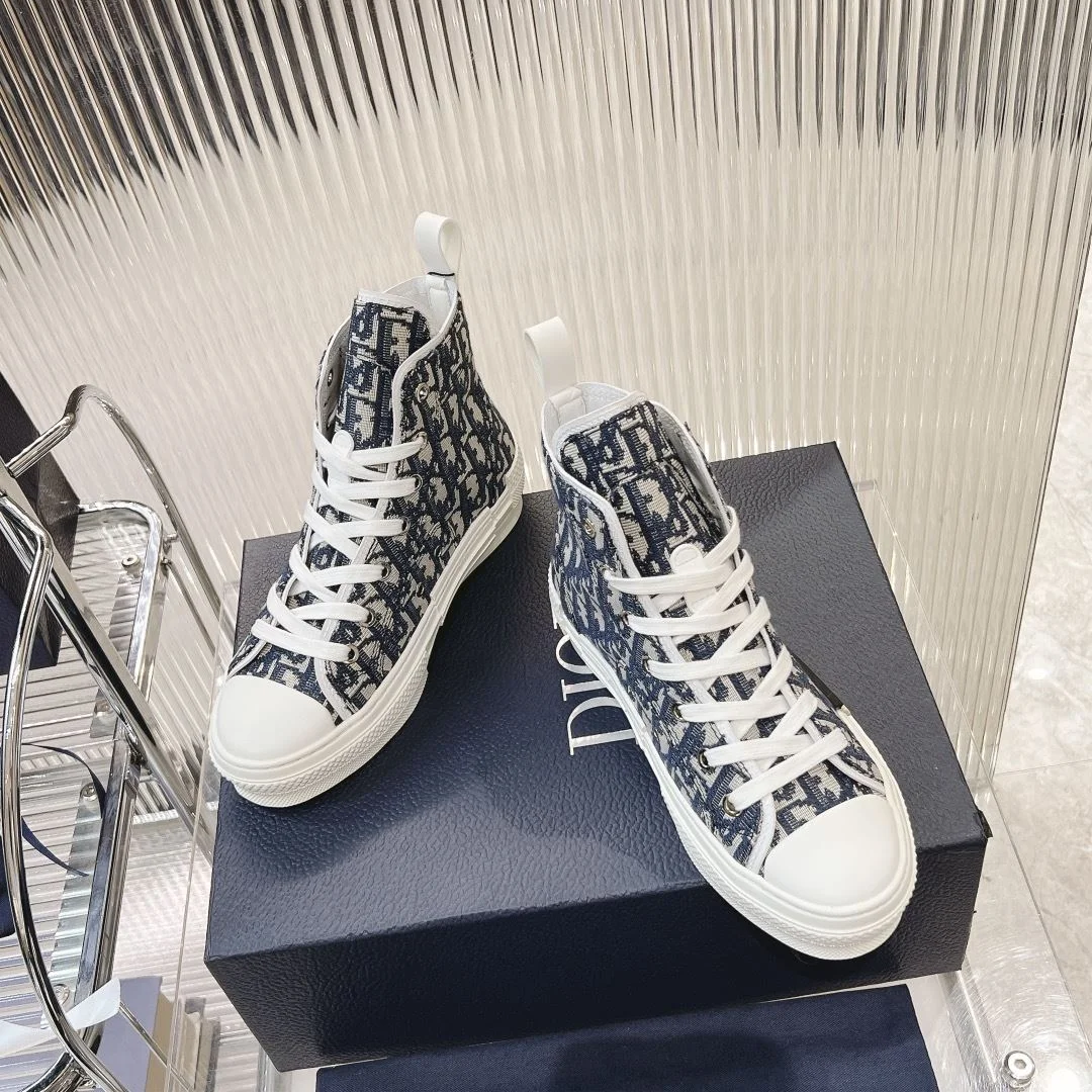 Reasonably priced Christian Dior Flat Shoes