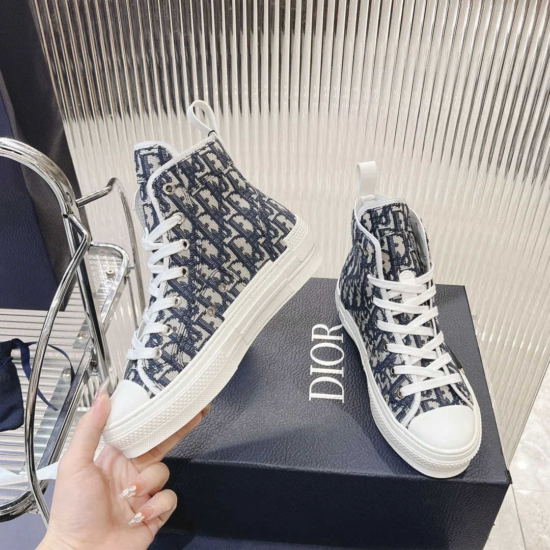 Reasonably priced Christian Dior Flat Shoes