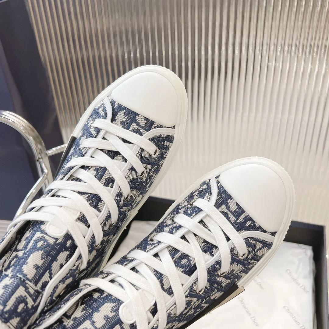 Reasonably priced Christian Dior Flat Shoes