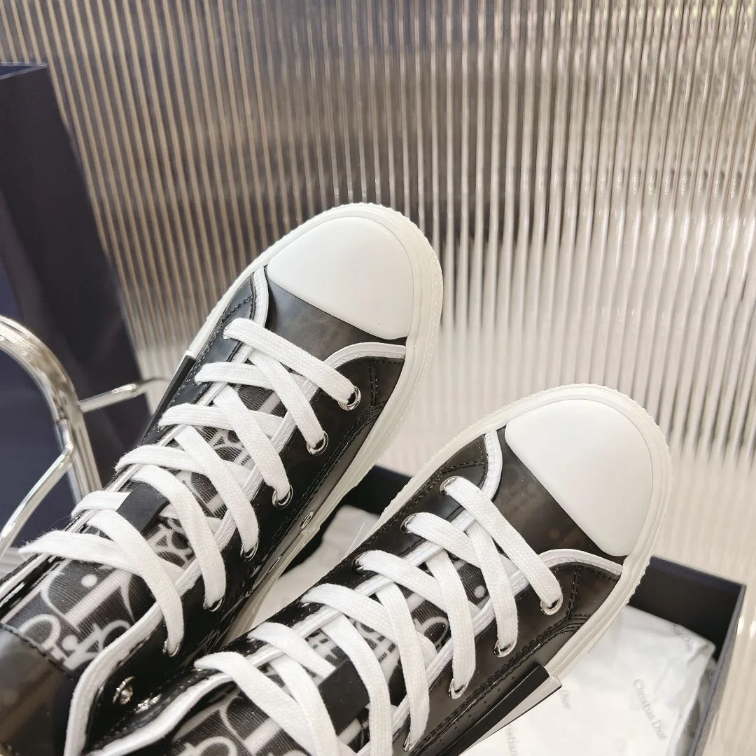 Top match Christian Dior Flat Shoes