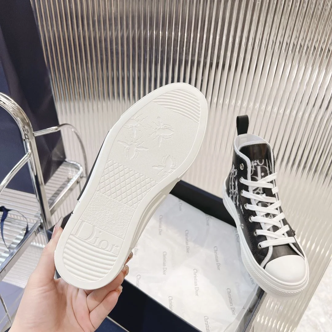 Top match Christian Dior Flat Shoes