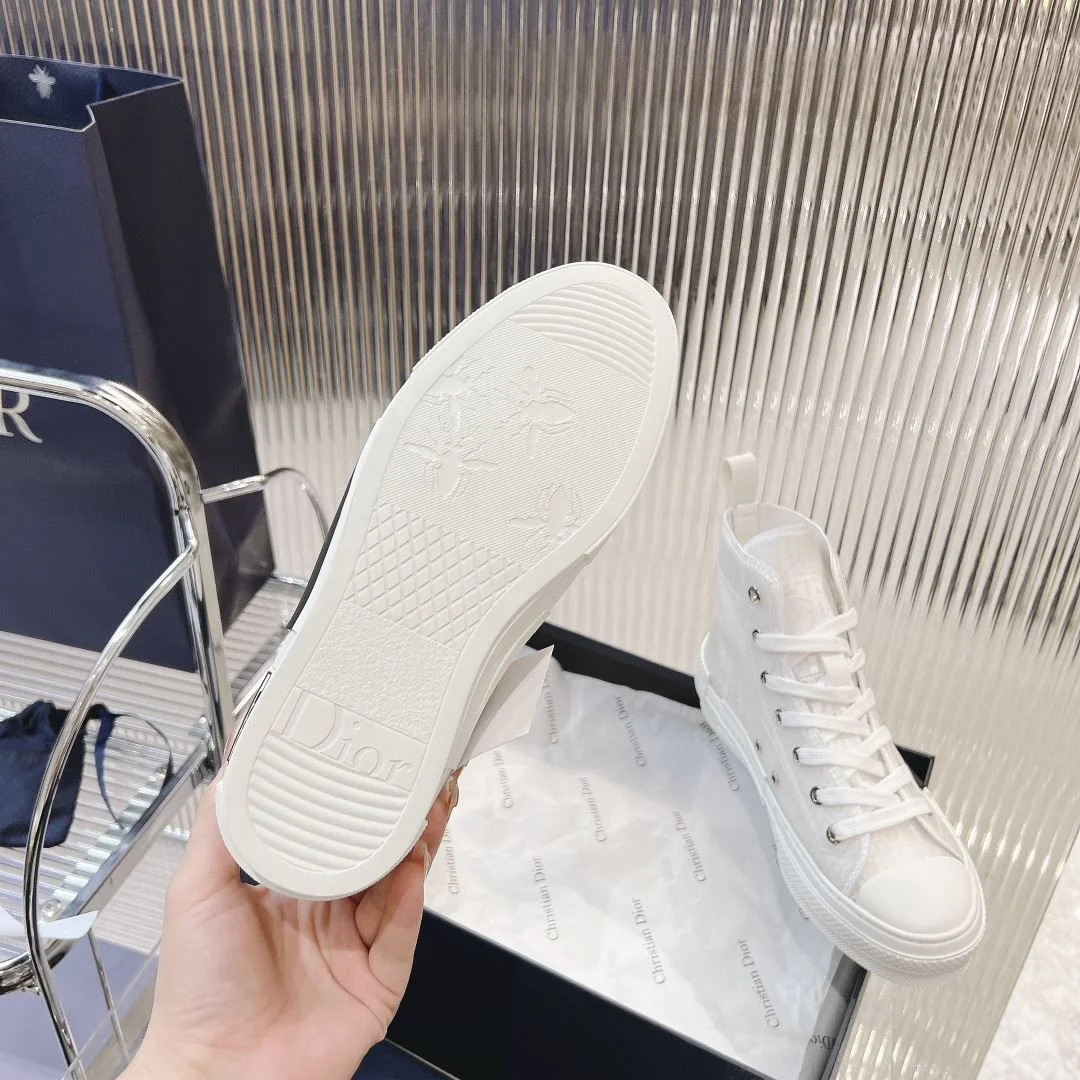 Top match Christian Dior Flat Shoes