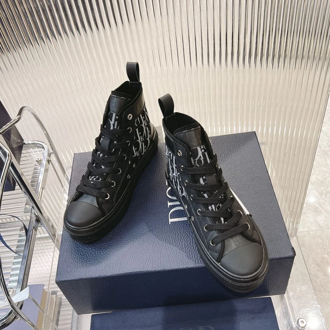 Top match Christian Dior Flat Shoes