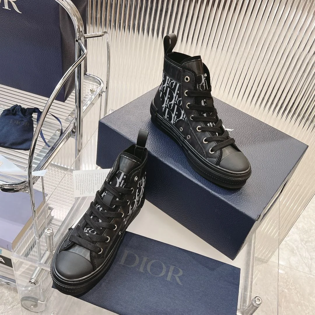 Top match Christian Dior Flat Shoes