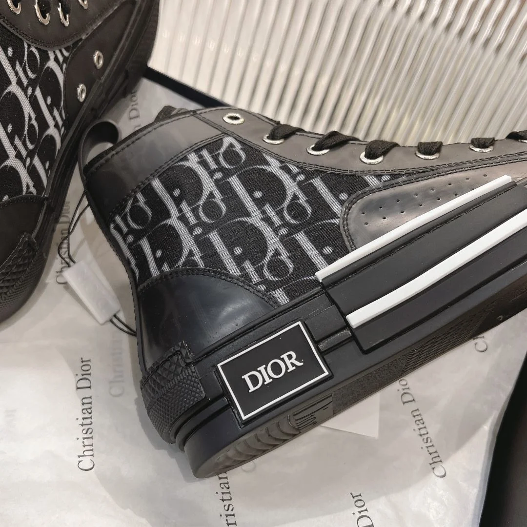 Top match Christian Dior Flat Shoes