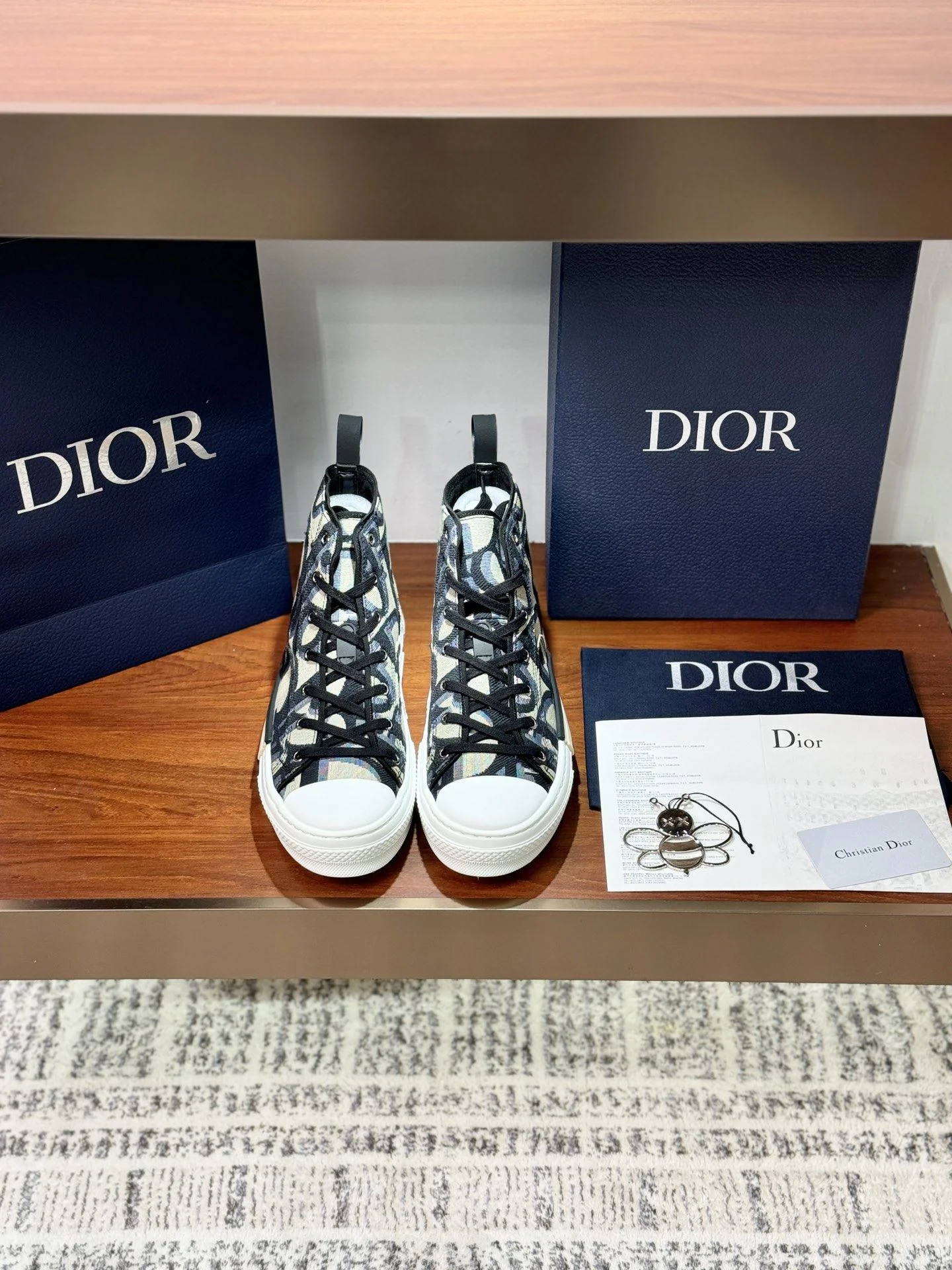Christian Dior Flat Shoes
